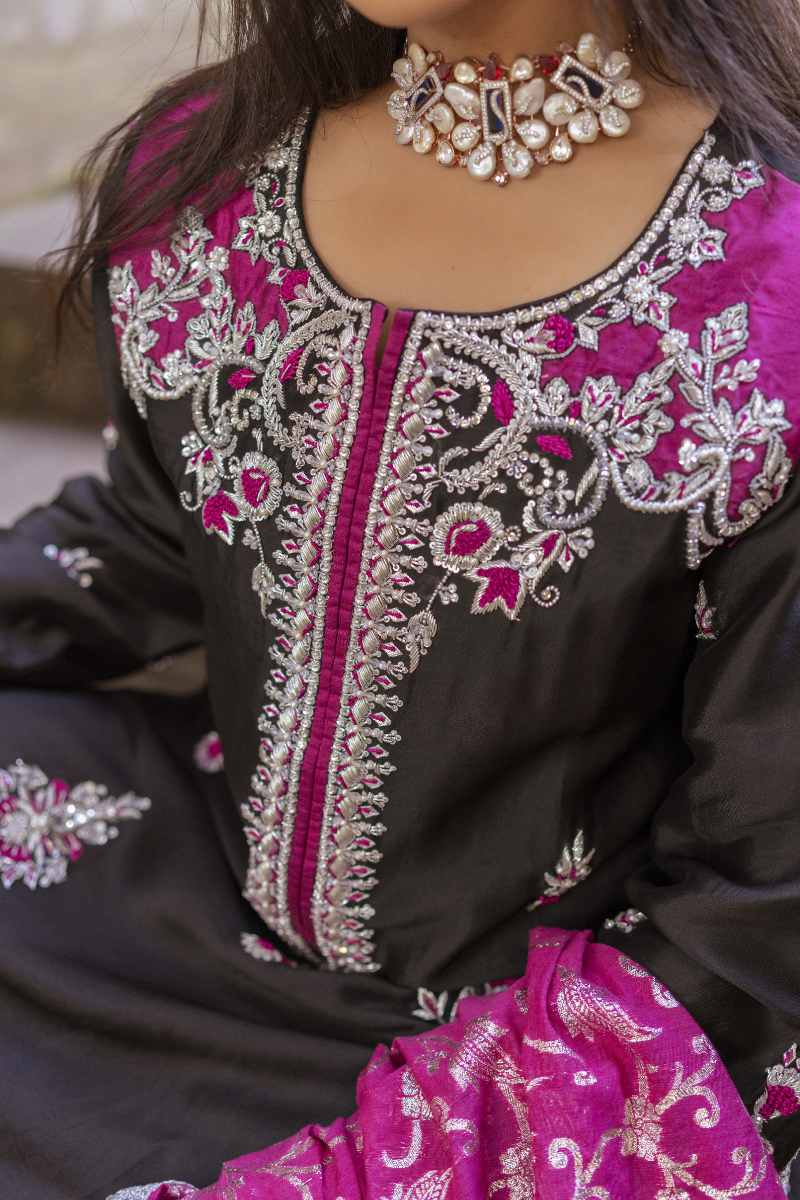 Zarmeena – Urban Silhouette