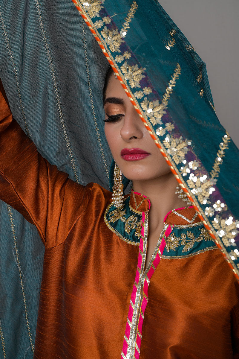 Abeera – Urban Silhouette