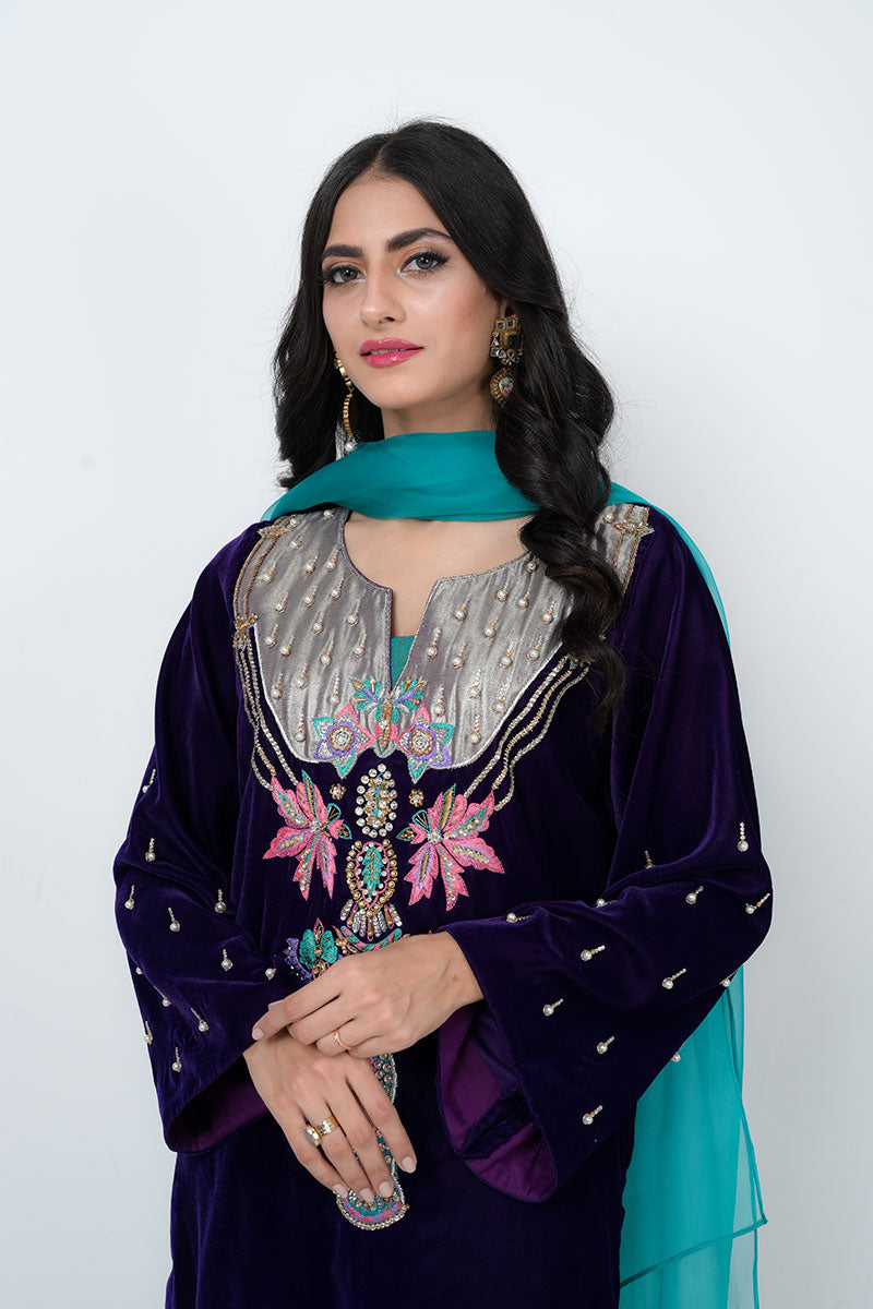 Maheen – Urban Silhouette